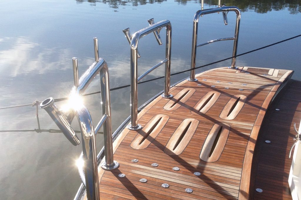 Stern and Duckboard – Image Gallery 18 | Southern Stainless