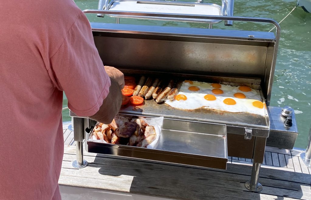 Boat BBQs Australia | Stainless Steel Marine BBQ's | Boating